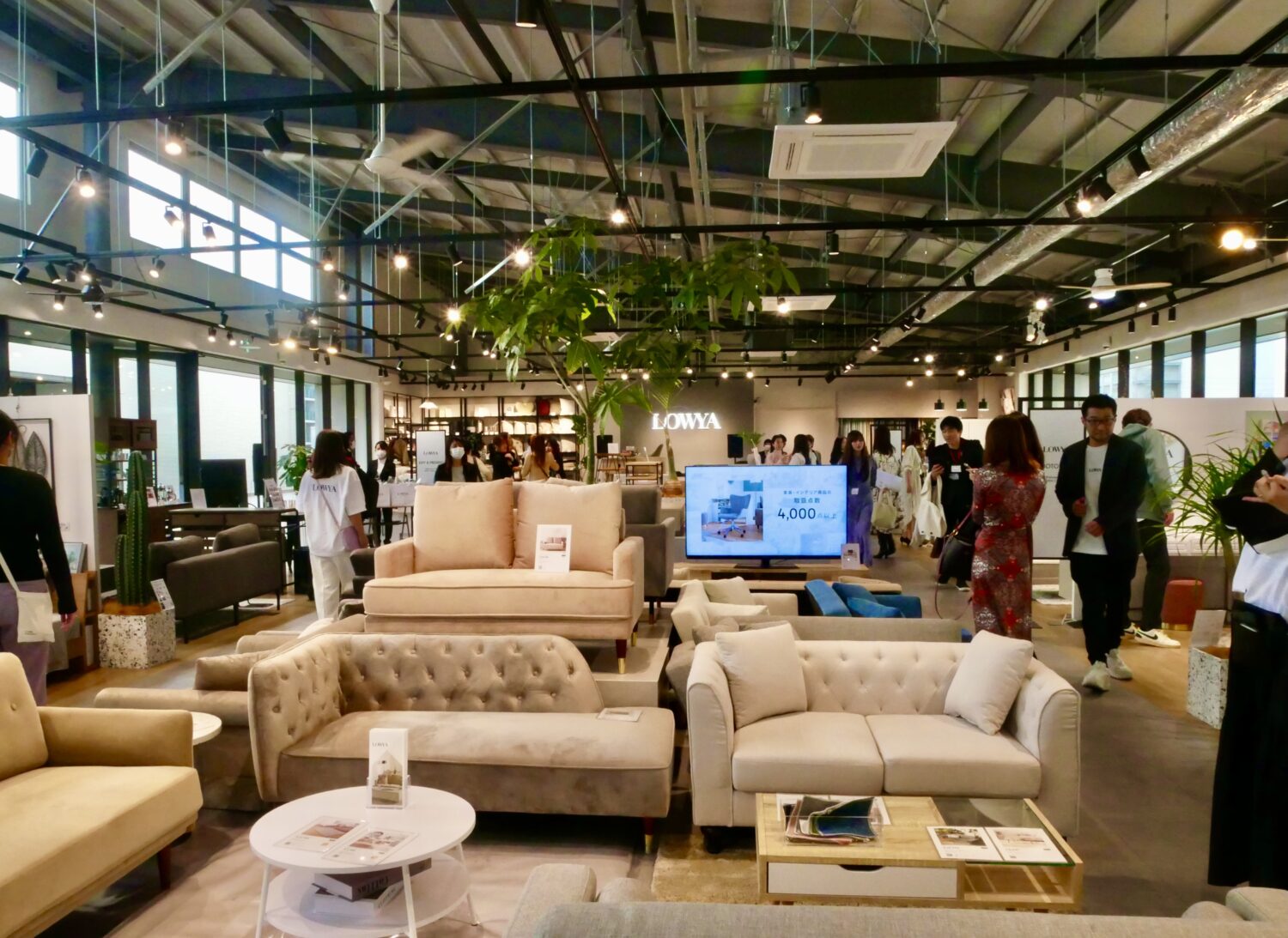 【いとLab＋潜入レポ】LOWYA初の実店舗や、福岡市初出店の話題のパン屋まで。「いとLab＋」地域と大学をつなぐ新しい拠点が西区に誕生【福岡市西区】 | フクリパ